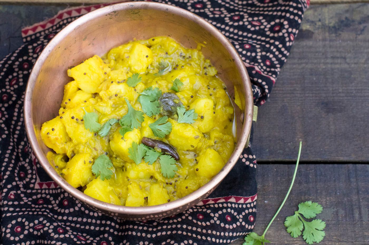 Batata nu Shaak (Pressure Cooker Potato Curry) - Indiaphile