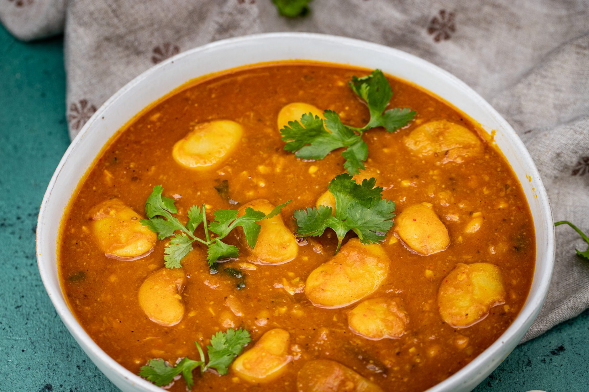 Vaal nu Shaak | Lima Beans Curry - Indiaphile