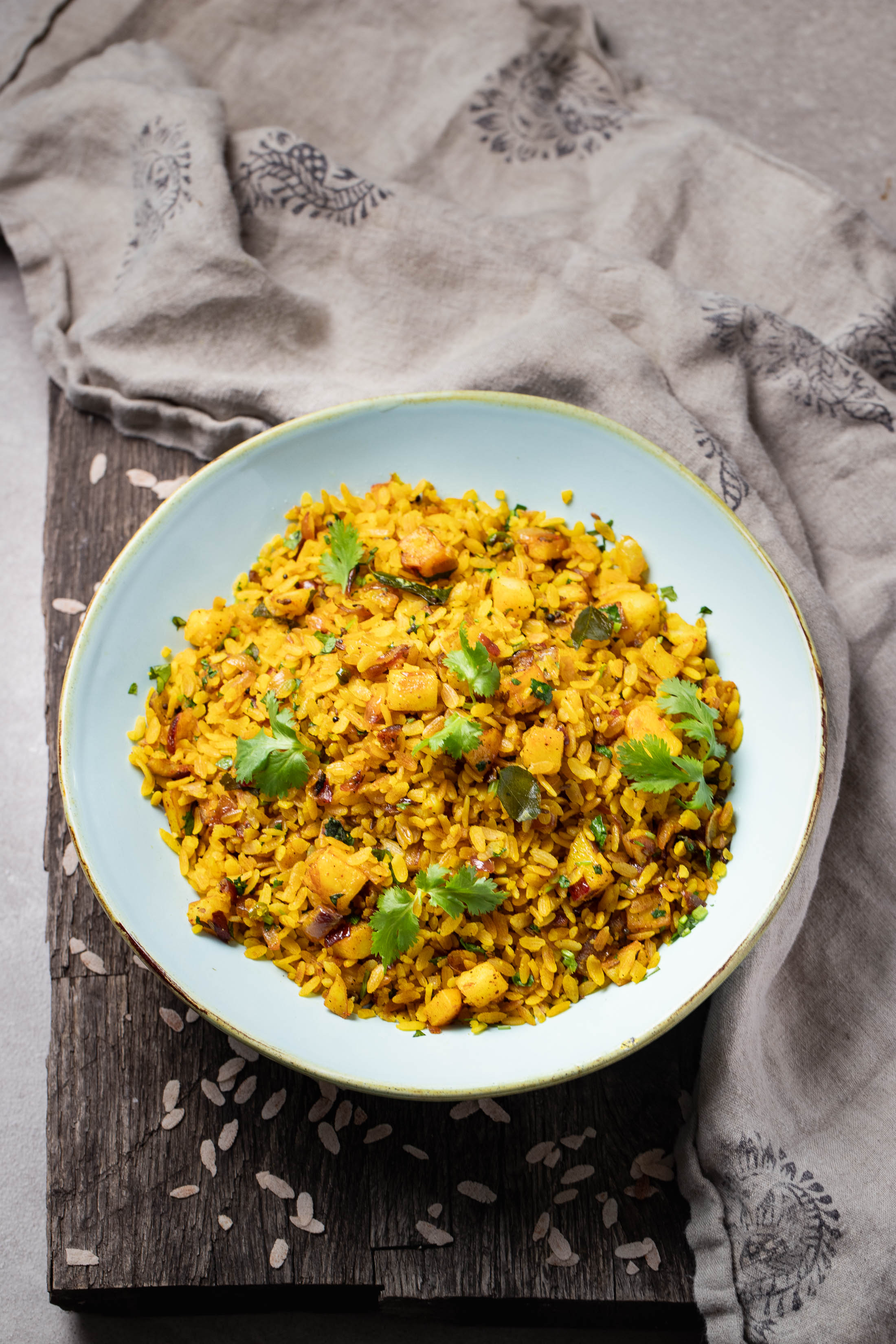 Poha | Batata Kanda Poha - Indiaphile